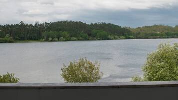 Quarto Duplo, vista para a lagoa | Varanda