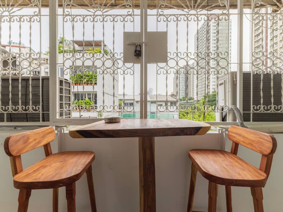 Quarto triplo superior, sacada | Sacada