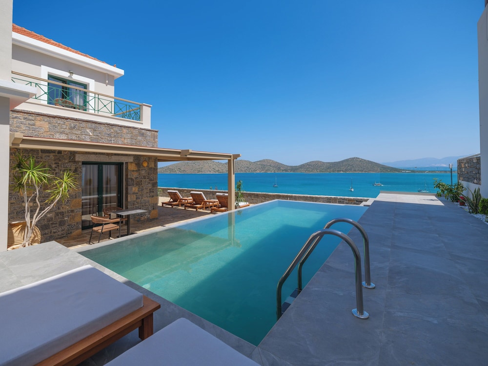 Eos Whisper - Elounda