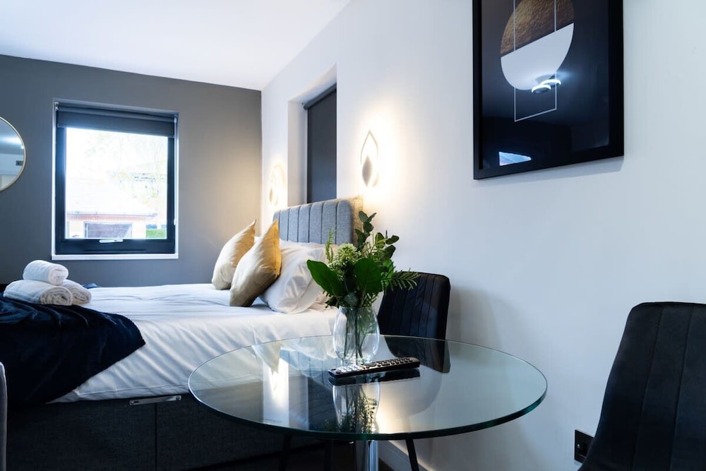 Midsummer Studios And Apartments - Peterborough