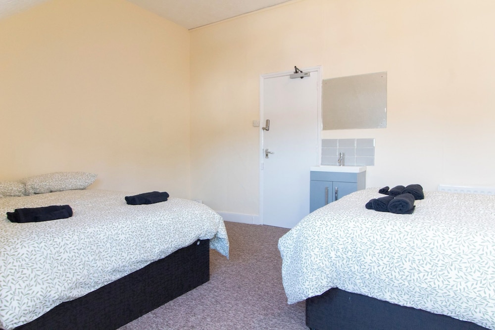 Brookvale Guest House Room 17 - Wiltshire