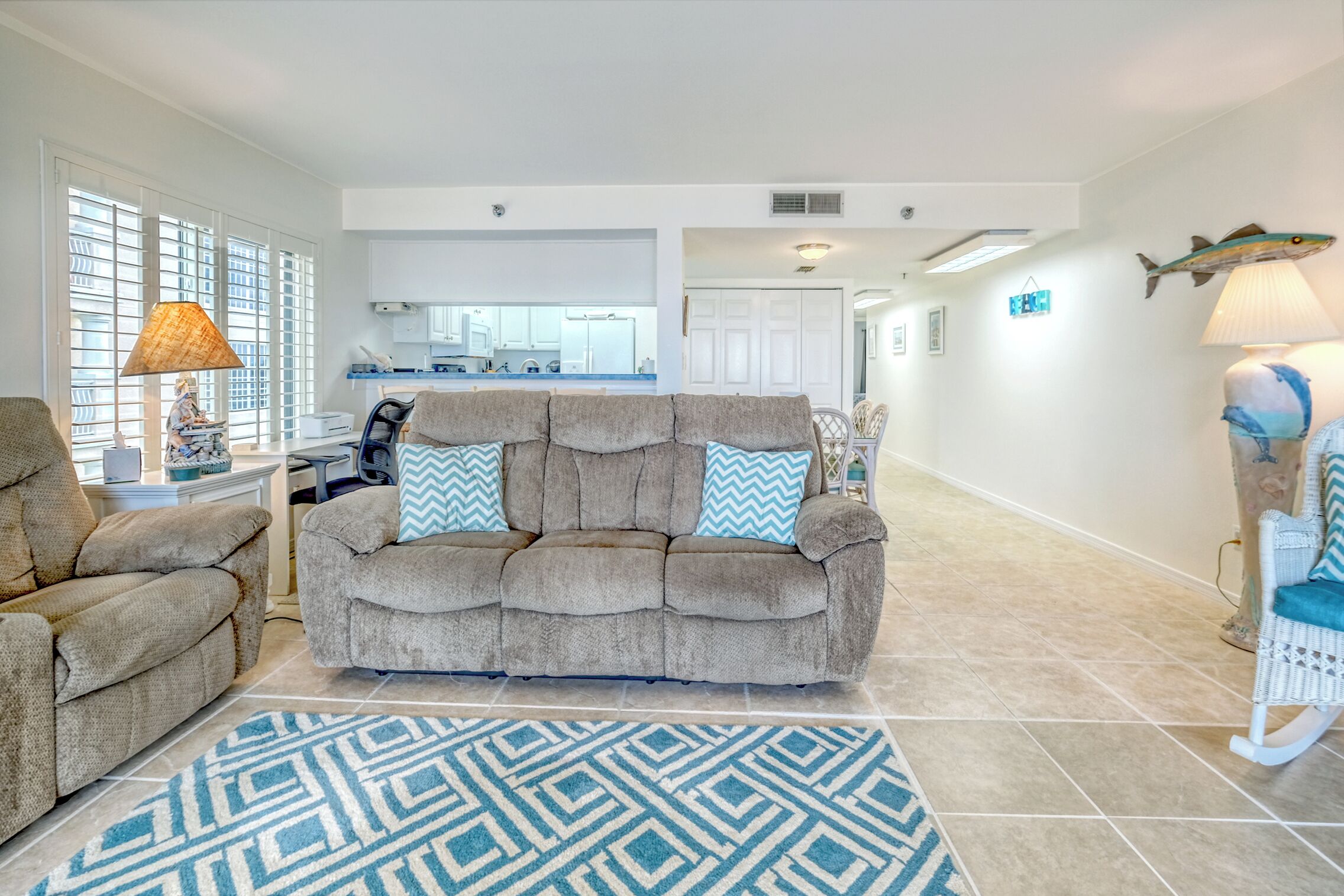 **2 Bed, 2 Bath Direct Gulf Front Unit At The Shores**stunning Views** - Redington Shores, FL
