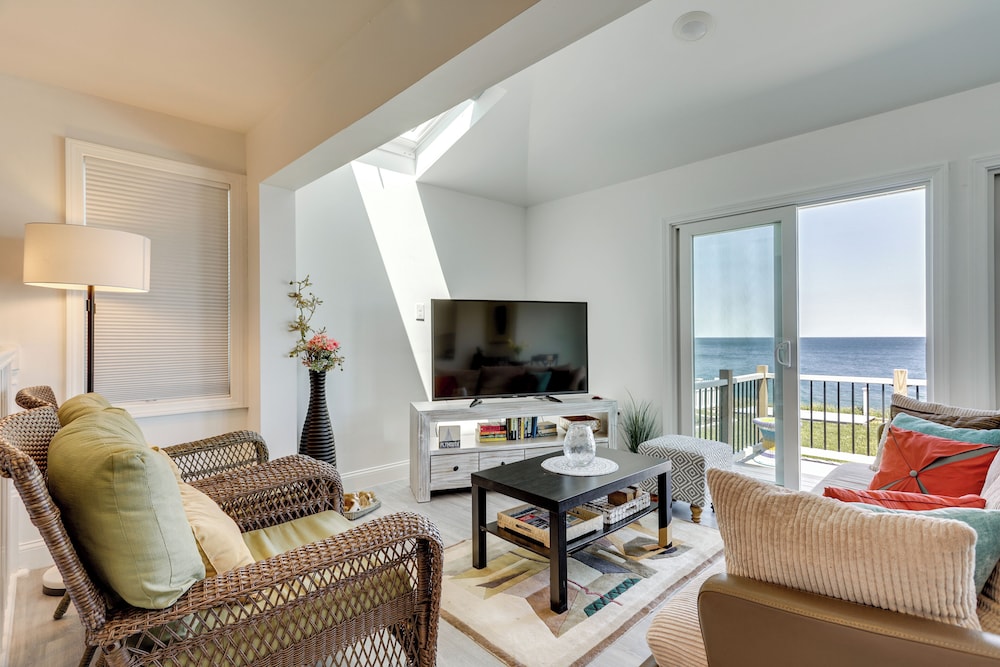 Oceanfront Cottage On Cape Cod Bay W/ Game Room - Massachusetts