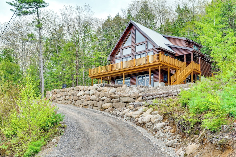 Mtn-view Deck: Scenic Conway Log Cabin! - Conway, NH