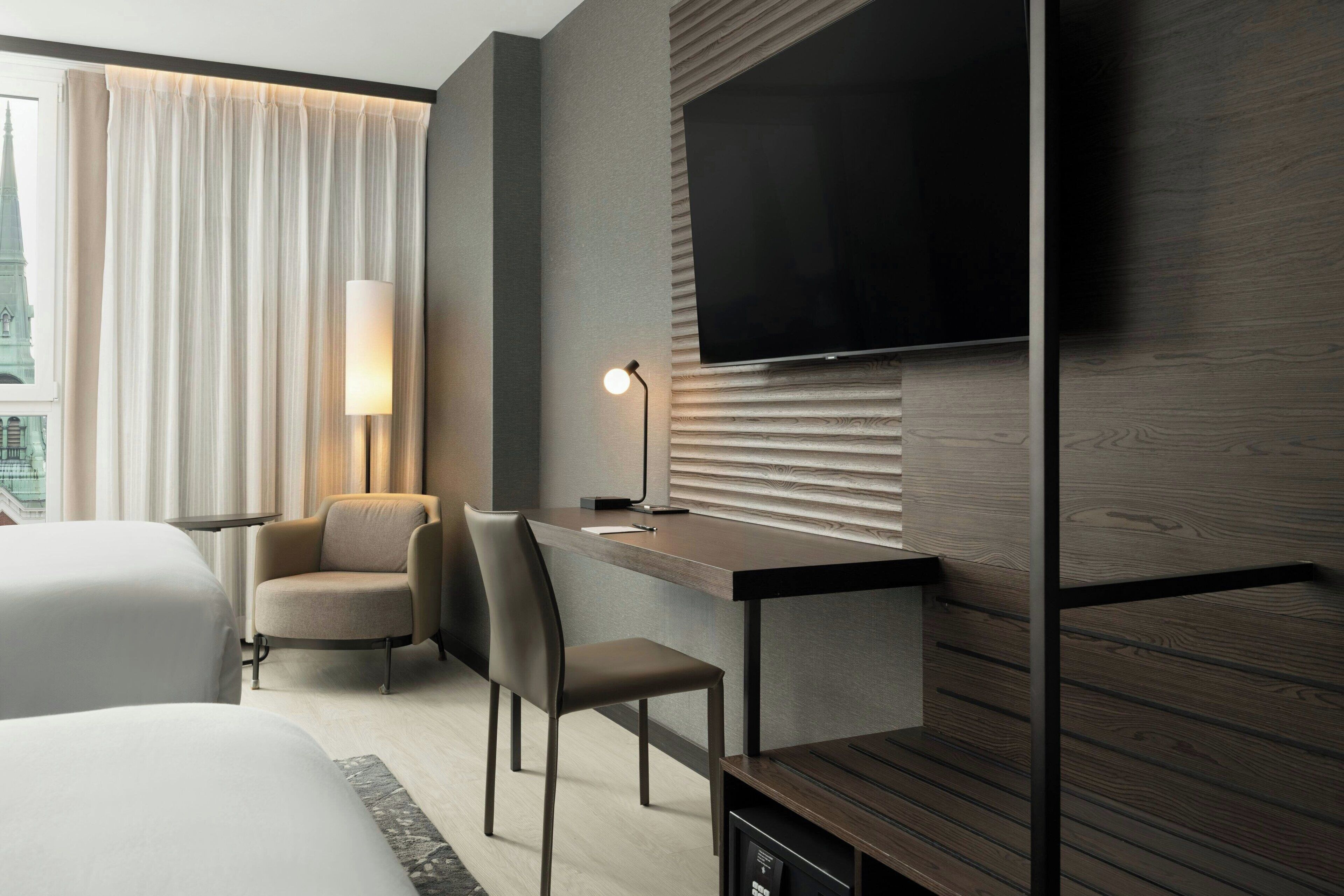 Quarto Standard, 2 camas queen-size | Cofre no quarto, cortinas/cortinados opacos, ferro/tábua de engomar 