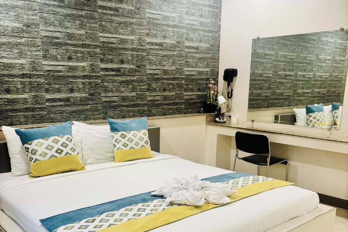Quarto Duplo Deluxe | Roupa de alta qualidade, edredões de penas