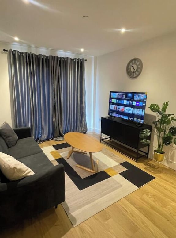 Apartment In Birmingham City - Birmingham
