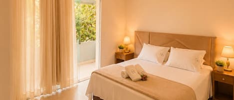 Apartamento Deluxe, lanai (alpendre havaiano), vista para o mar | Roupa de alta qualidade, Wi-fi grátis, roupa de cama fornecida