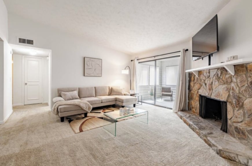 Cozy Modern 2bed 2bath Getaway In Atlanta Free Parking & Coffee Station - Sandy Springs, GA