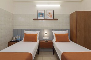 Quarto Twin Standard | Quartos insonorizados, ferro/tábua de engomar, Wi-fi grátis 