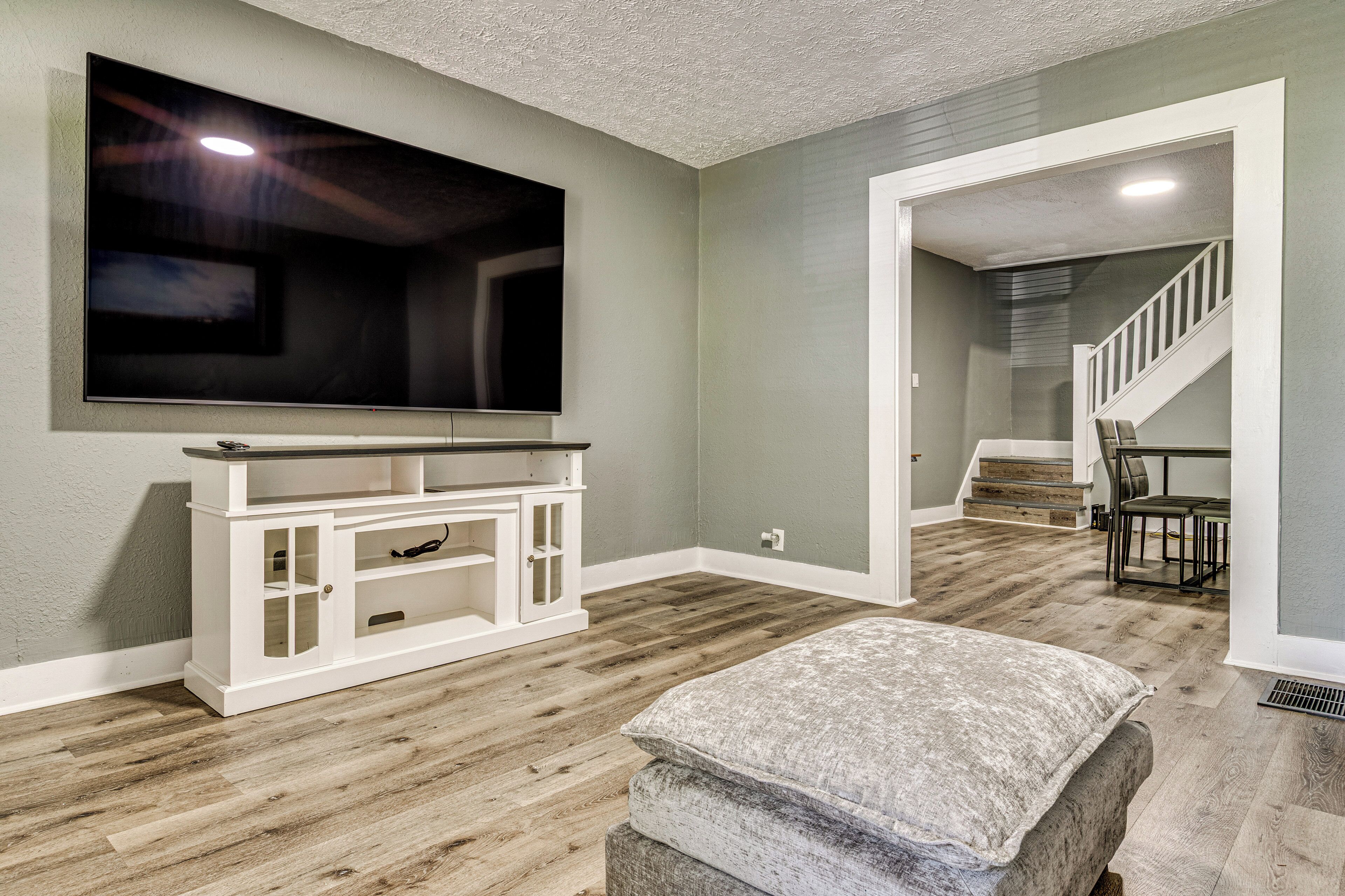 2 Mi To Mass Ave: Convenient Townhome W/ Yard! - Irvington Historic District, IN