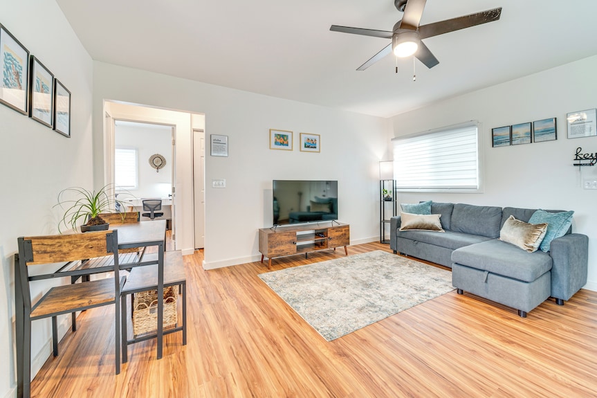 1 Block To Heart Of Hilo: Fully Renovated Home - Hilo, HI