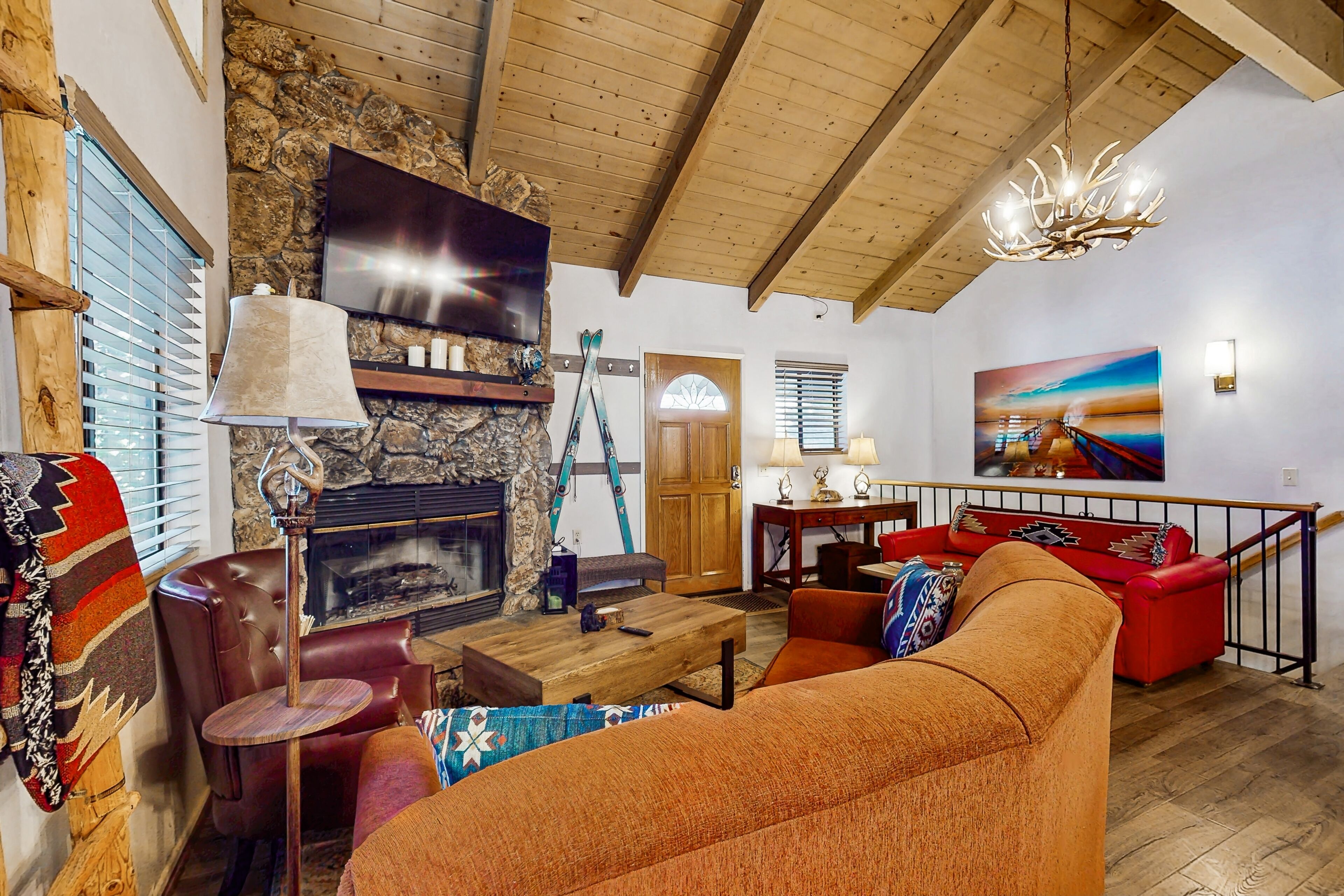 Dog-friendly Cabin With Two Decks, Fireplace, & Gas Grill - Quiet Location - Lake Arrowhead, CA