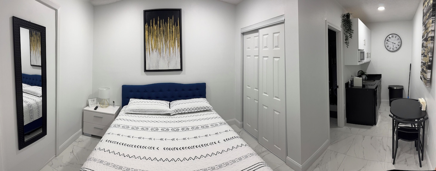 Chic Studio With Wifi And Ac In Cool Tampa - Aéroport de Tampa (TPA)