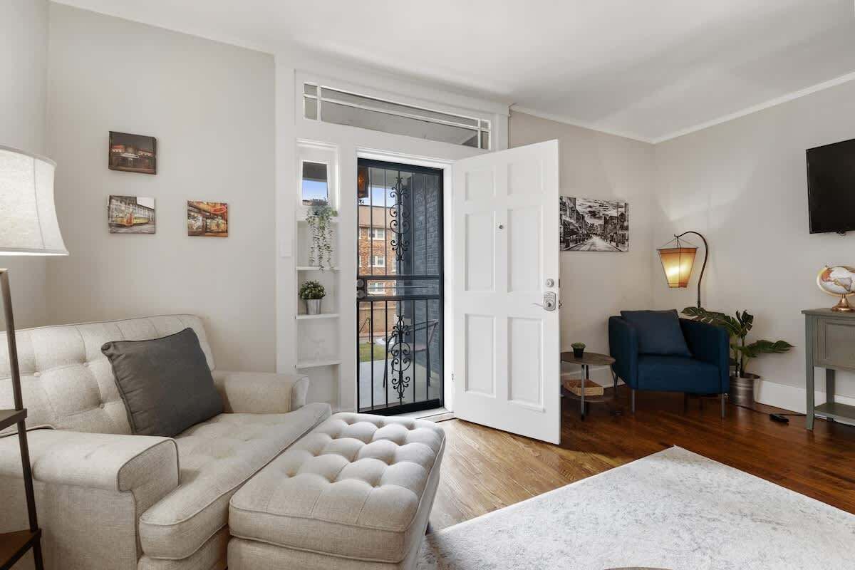 Midtown 2-bedroom 1,000 Sqft Apartment - Memphis, TN