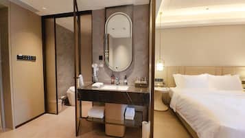 Quarto solteiro superior | 1 quarto, roupas de cama premium, frigobar