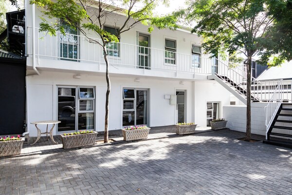 Skinkikofi Guest House - Paarl