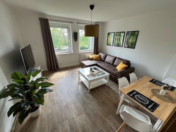 Charming 3-room Apartment In Hoyerswerda, Lusatian Lake District - Hoyerswerda