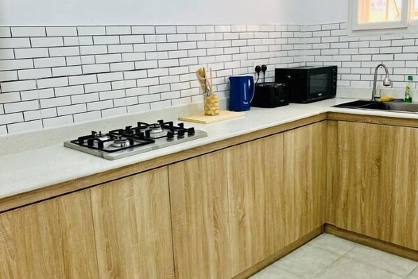 Quartos insonorizados, ferro/tábua de engomar 