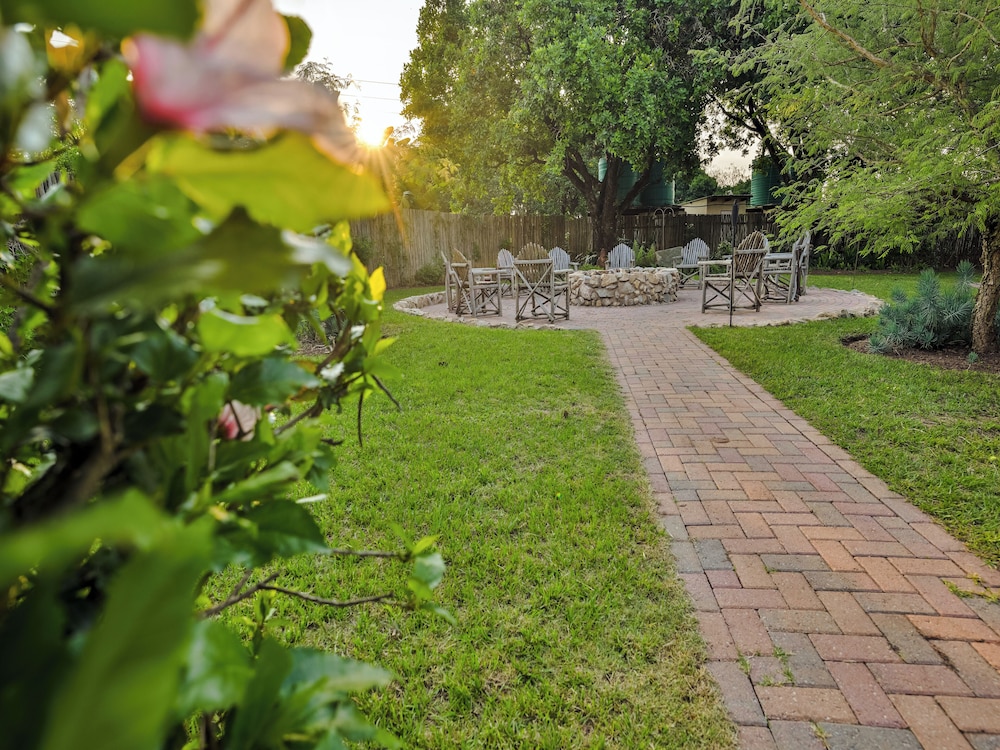 Monkey Thorn Lodge & Wellness Spa - White River