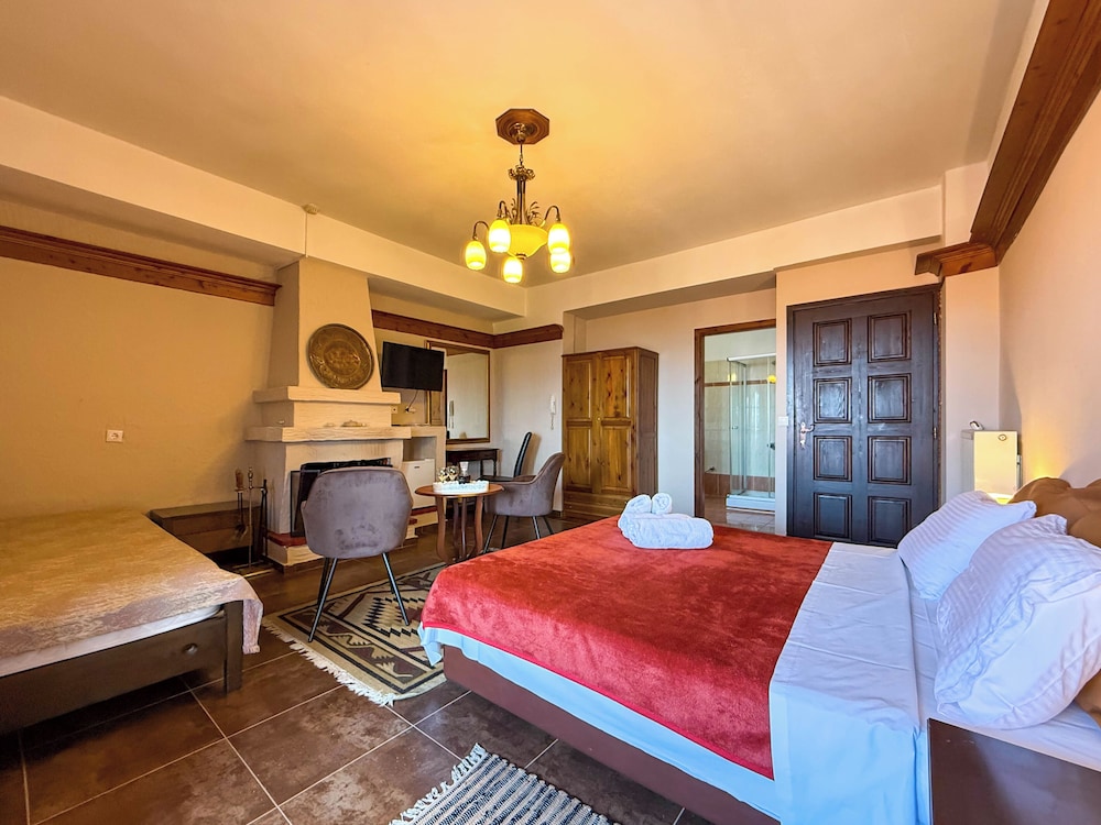 Pliades Traditional Guesthouse - Greece