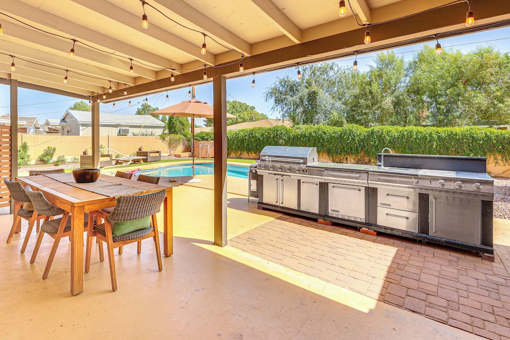 3 Mi To Dtwn Shops & Eats: Mesa Home W/ Pool! - Mesa, AZ