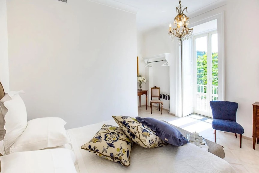 Anthea Suite In Cacace Palace With Garden, Near The Sea And The Station - Piano di Sorrento