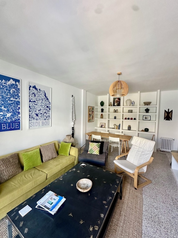 A Luminous, Bohemian Cocoon - 튀니스