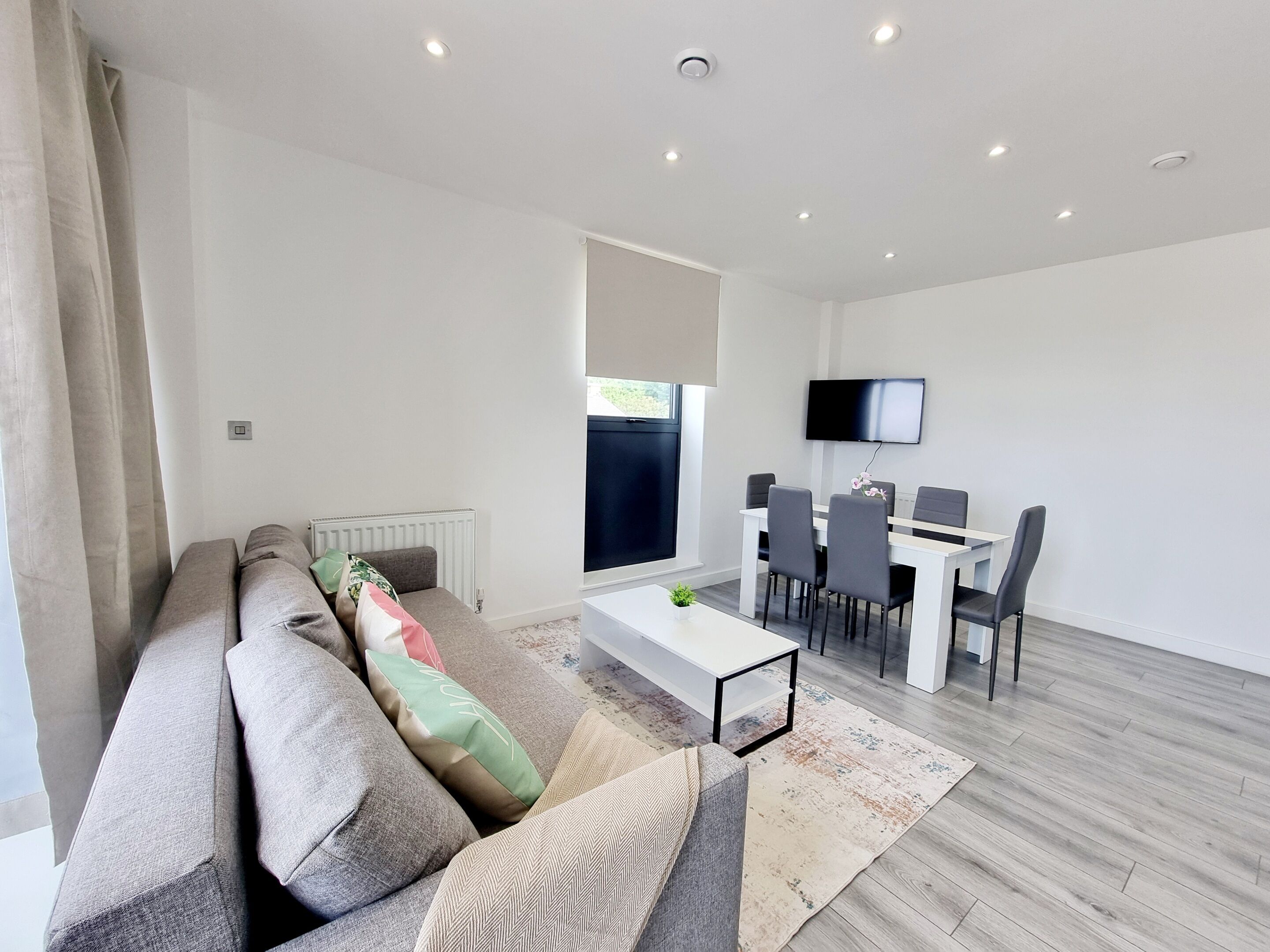 Chic Apartment With City Views, Woolwich! - Greenwich