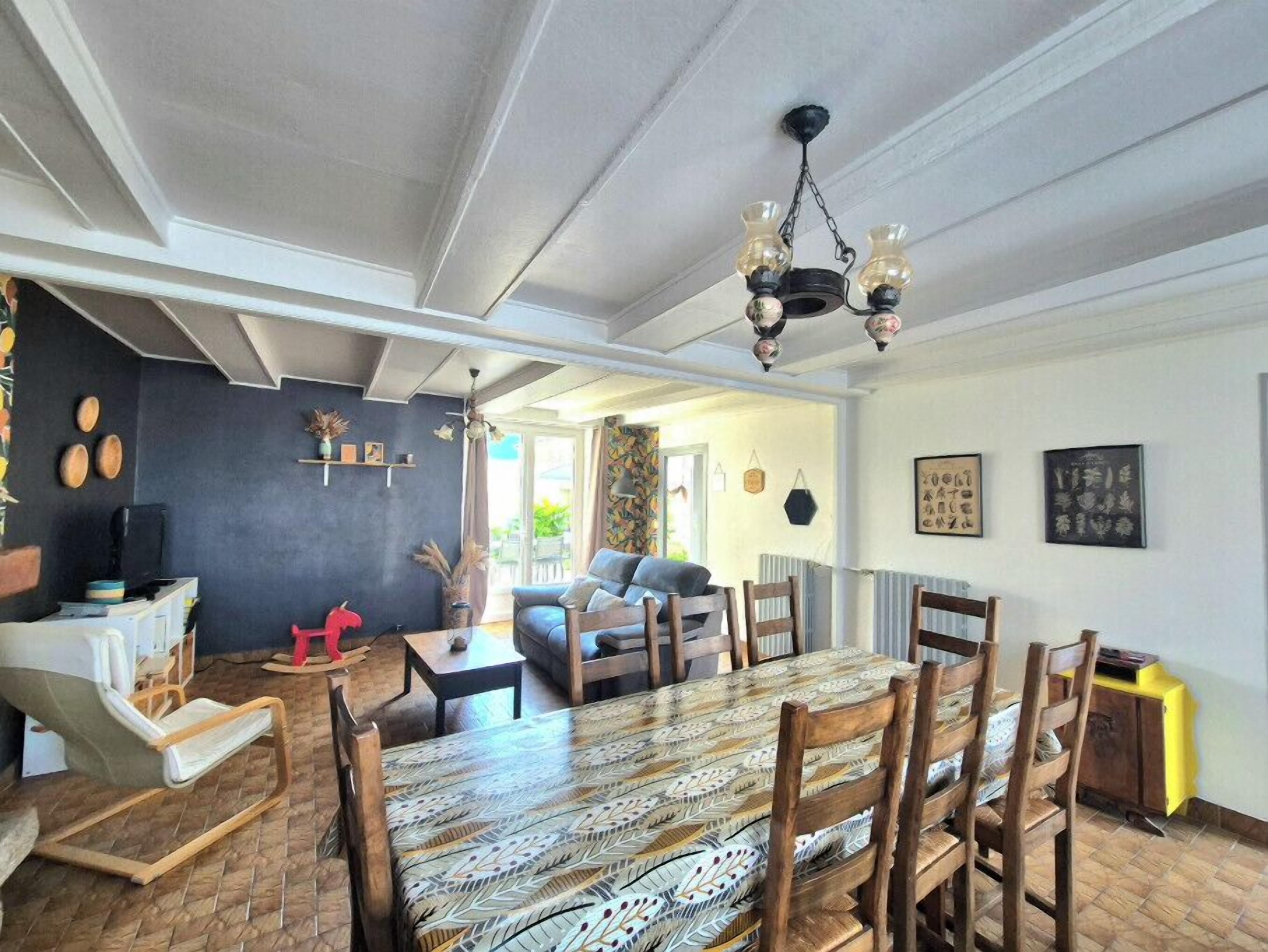 Peaceful House With Private Outdoor Space - Dol-de-Bretagne