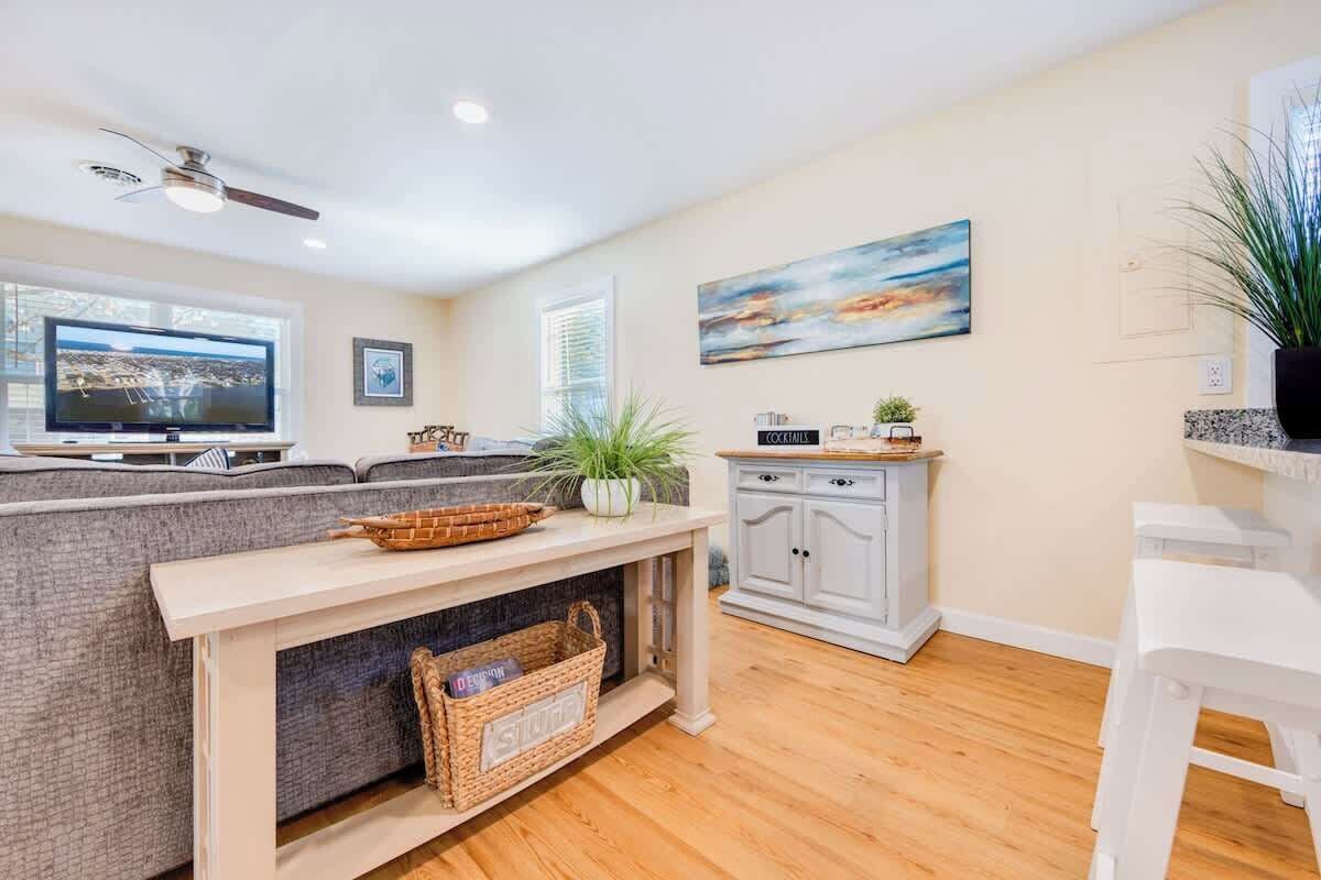 Cozy Soundside Cottage   Bring Your Dog! - Kitty Hawk Beach