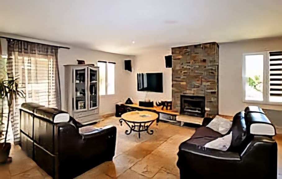 Maison De Campagne Avec Piscine Privée Proche D'avignon - Avignon