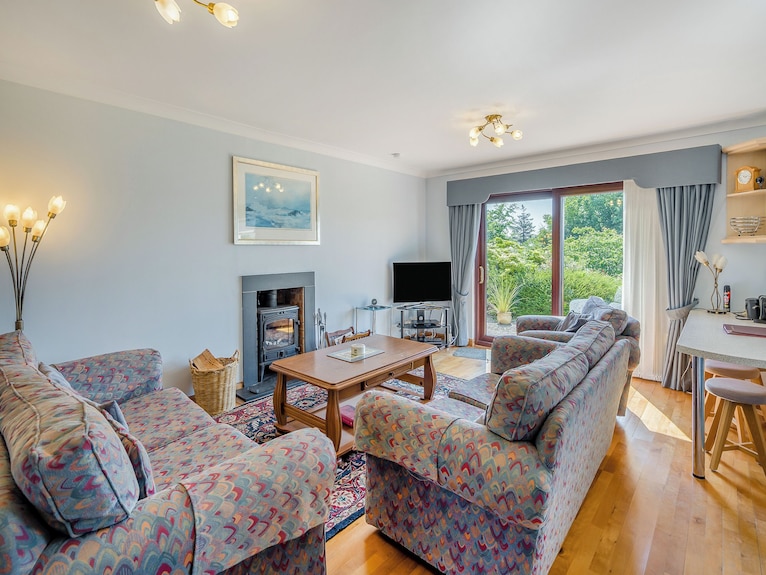 3 Bedroom Accommodation In Lamlash - Isle of Arran