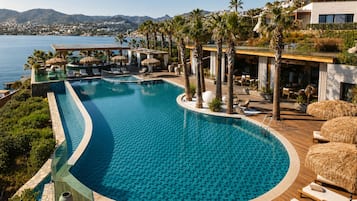 Piscina exterior sazonal