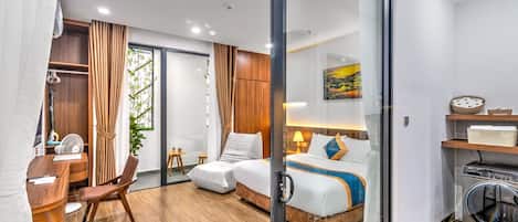 Quarto Básico, varanda | Cortinas/cortinados opacos, quartos insonorizados, Wi-fi grátis