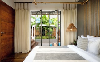 Villa de Luxo, vista para o resort | Secretária, Wi-fi grátis