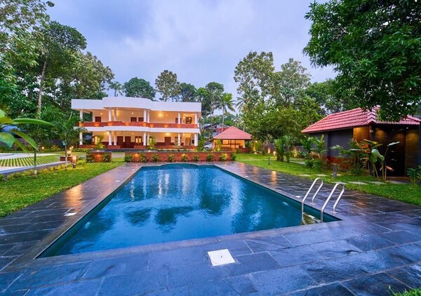 Voye Homes Signature Pool Resort Varkala - Varkala