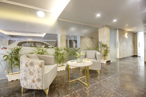 Flxho Quad - Luxury Studio Apart Hotel - Gurugram