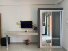 Quarto casal standard, sacada, vista para o jardim