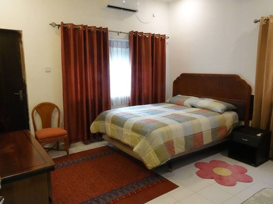 Quarto casal | Ferros/tábuas de passar roupa, Wi-Fi de cortesia