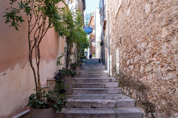 Th Luxury Apartment Taormina - Taormina