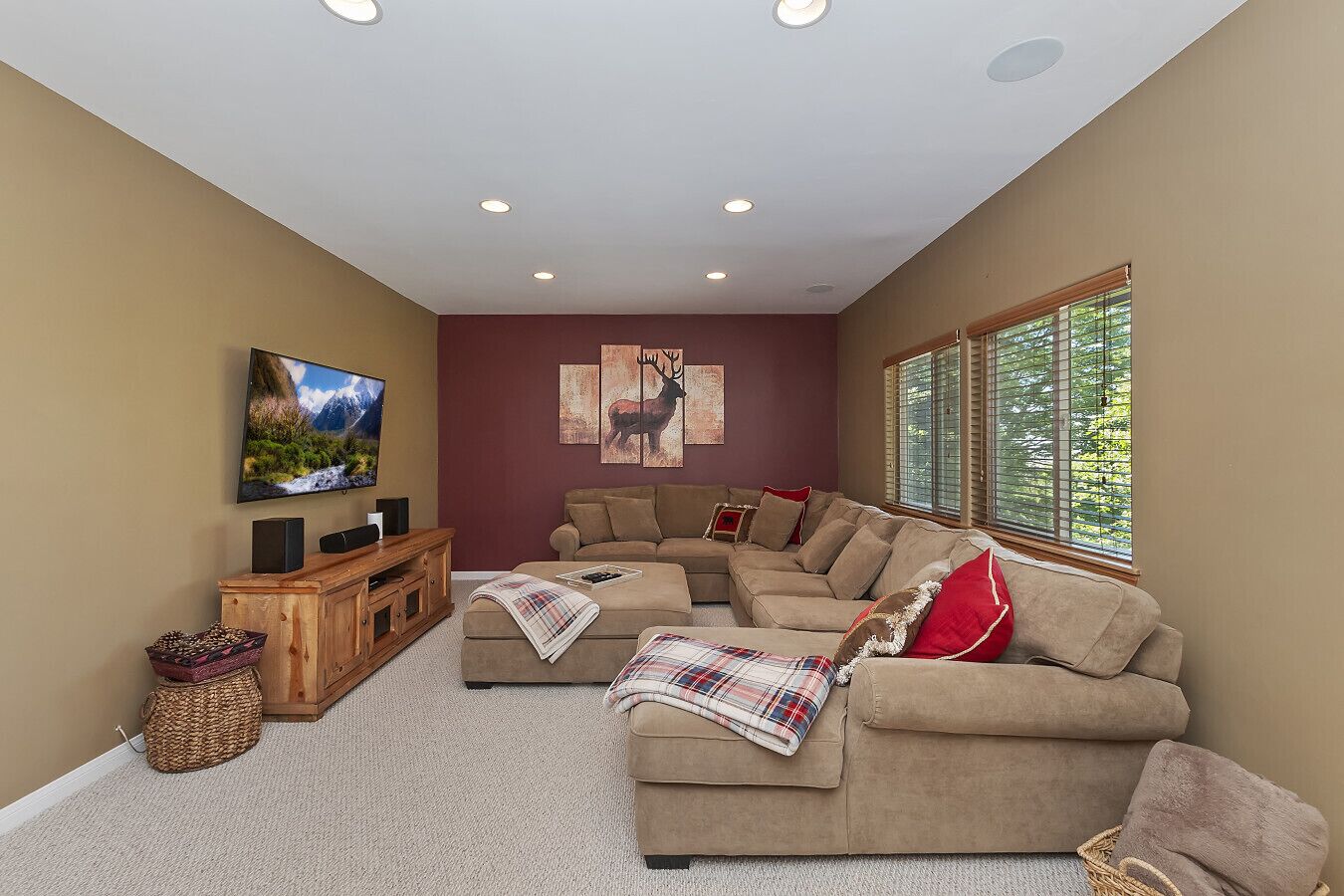 Spacious Retreat, Ac, Pool Table, Arcade Room - Hesperia, CA