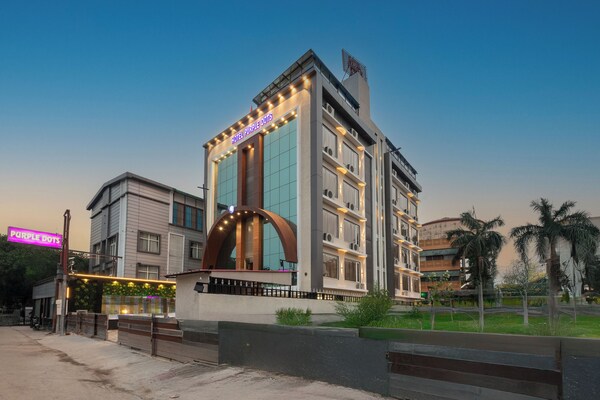 Hotel Purple Dot Haridwar - Haridwar