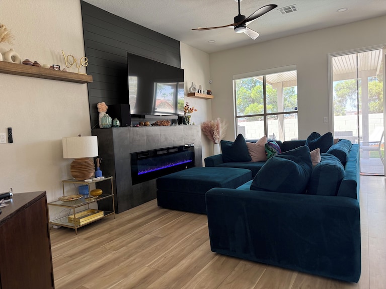 3-bedroom House In Phenomenal Green Valley, Henderson With Backyard & Pool - 헨더슨