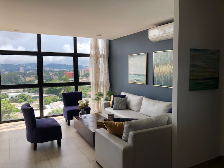 Best Location San Salvador, Escalón, Torre 91. N6 - San Salvador