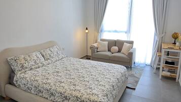Suite-Estúdio de Luxo, Vista para a cidade | Cortinas/cortinados opacos, quartos insonorizados