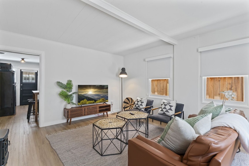 Balboa Island Cottage- Air Conditioning! Newport Peninsula Ferry Close! - Newport Beach, CA