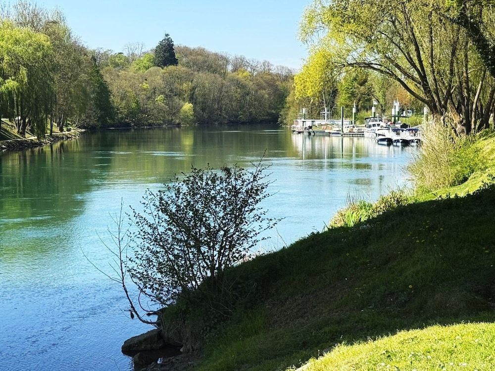 L'escale Royale La Ferté-sous-jouarre - La Ferté-sous-Jouarre