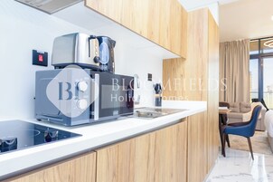 Uma chaleira elétrica 