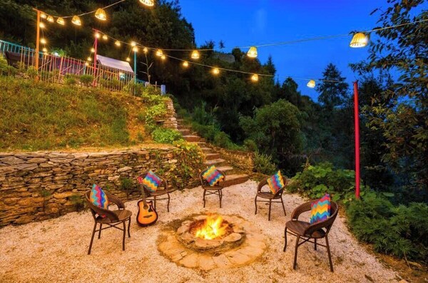 Gostops Mukteshwar - Private Rooms And Dorms - Mukteshwar